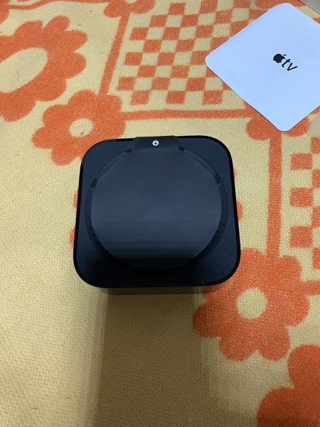 Приставка Apple tv