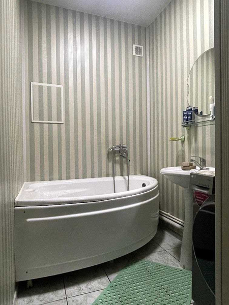 谷 128302 谷 Chilonzor tumanida kvartira sotiladi [72 м²]
