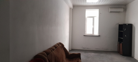 Продам помещение  49м2 на Сергели-6 (Дехкан базаре)