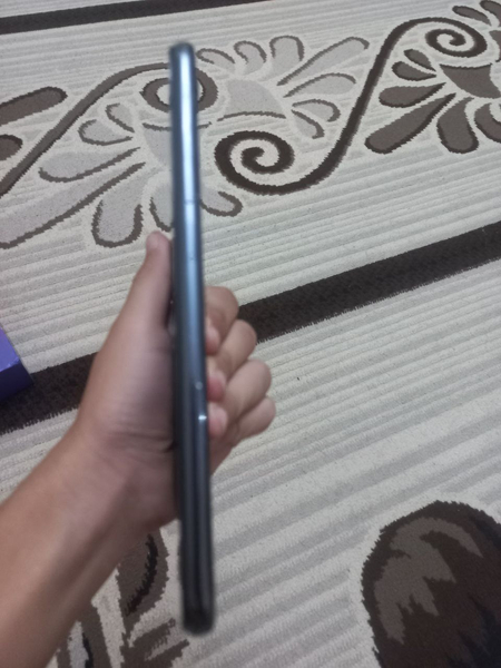 Redmi 8 lite sotliladi