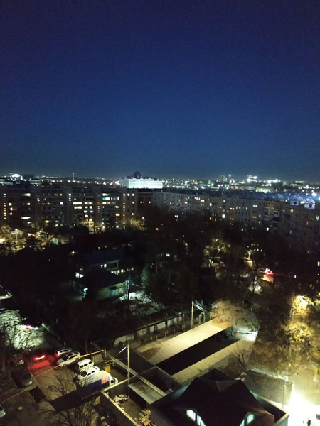 Своя - Дархан, метро Хамид Алимджан, Проспект Мустакиллик центр города