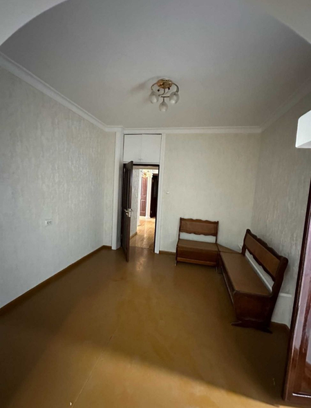 Продаётся 3/6/9 Карасу-6
