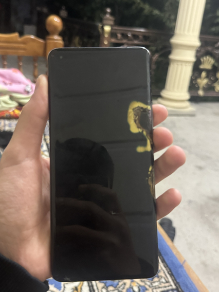 Mi 11 ultra 12 ga 256 aybi ekran  singan