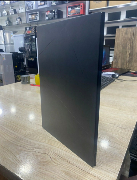 Asus i5 8/512 ssd
