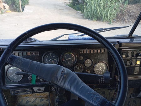 Kamaz sotiladi kelishamiz