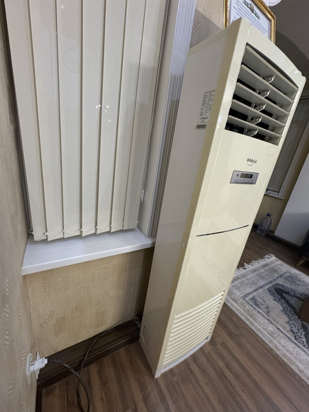 Продаётся колонный Кондиционер Coolix (24)