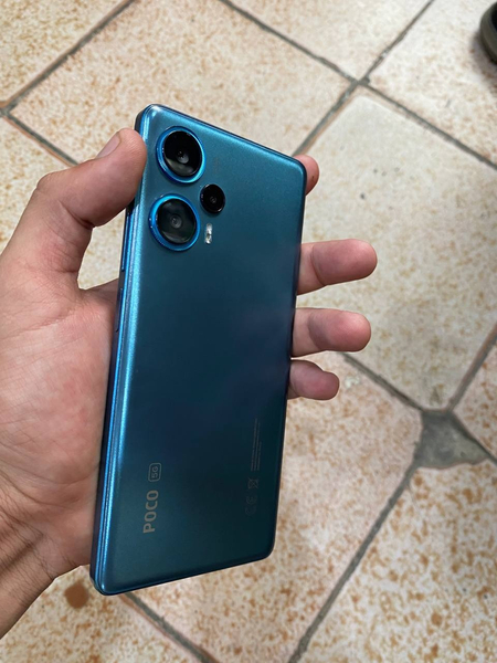 Poco f5 12/256gb