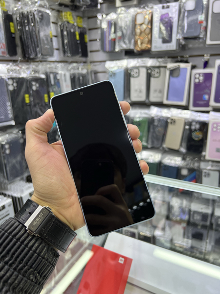 Srochna Redmi note 13  256/8