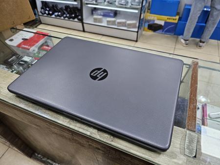 В отличном состоянии! HP Ryzen 5 для IT, Corel, Photoshop, Trading