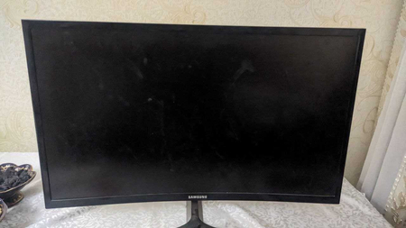 Продается 24″ FHD-монитор CF39 [C24F396FHI]