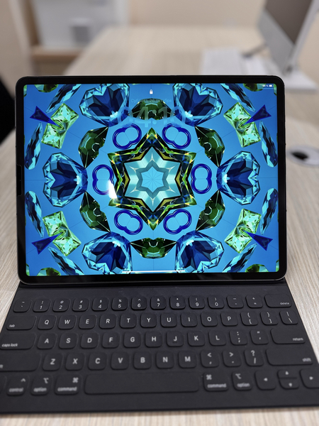 Apple iPad Pro 12.9 inch M2 wi-fi Серый 256 ГБ +apple pen 2 + klaviatu