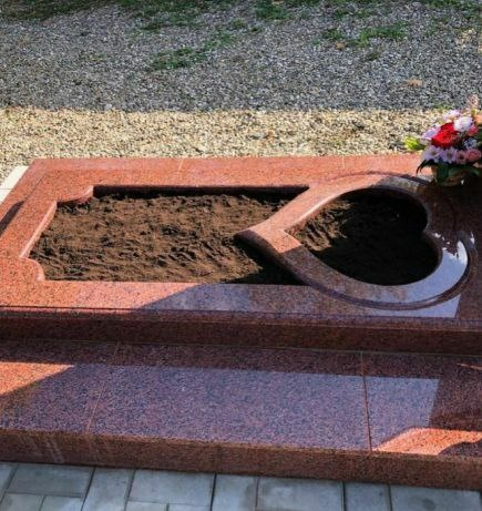 Памятники, Ёдгорликлар