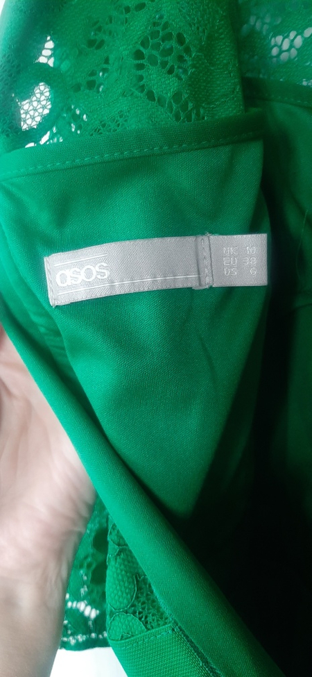 Платье Asos зеленое, размер 44