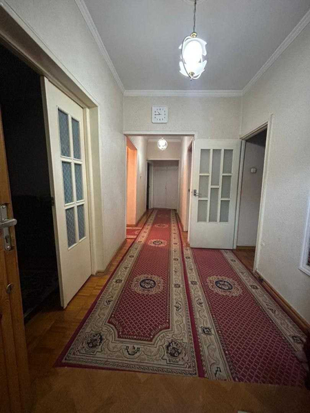 Продается квартира 5-ком  переделанная в 4 на Кушбеги 13 Drag707 50