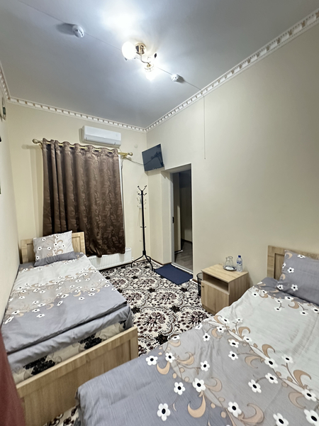Hostel boburshox