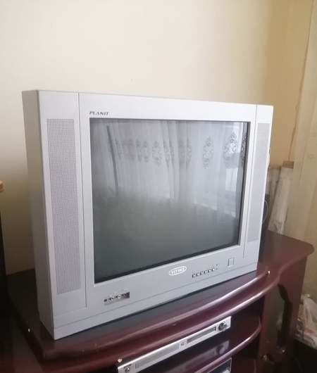 Телвизор сотилади