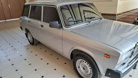 Lada 2104 yaxshi holatda