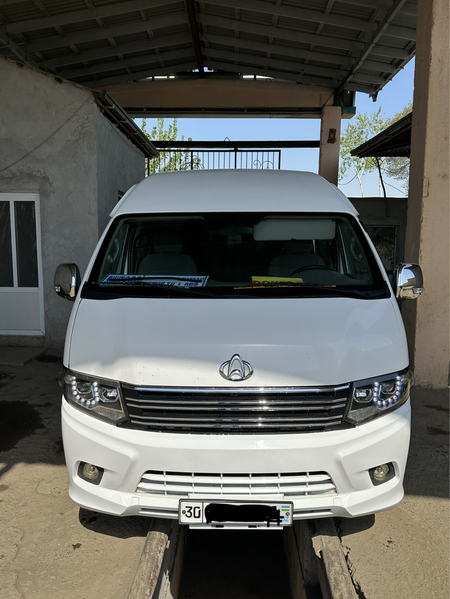 Микроавтобус Changan Hiece G60 15 мест.