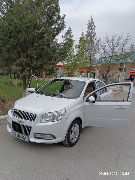 Срочно продается Нексия 3 (автомат)