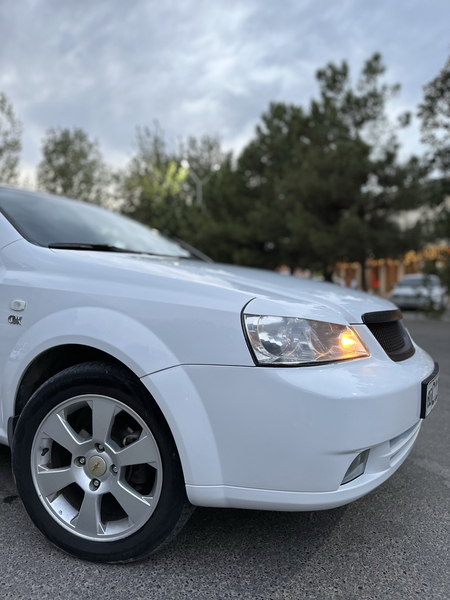 Chevrolet Lacetti 1.8
