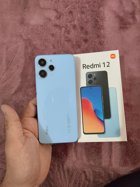 Xiaomi Redmi 12 6/128Gb Blue 4G Igravoy Karobka Sastayani Ideal Zor