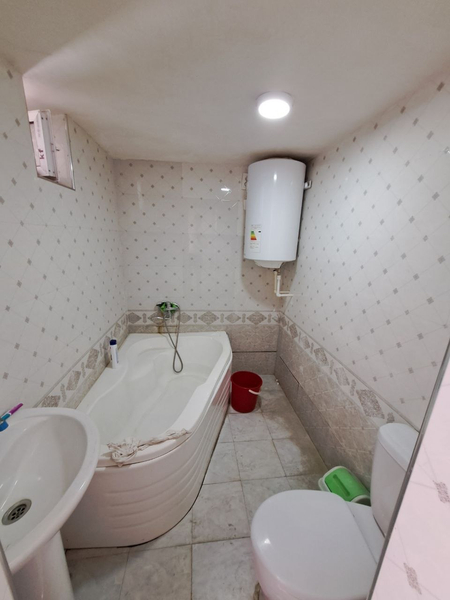 1 sotokli hovlicha sotiladi arzon narxda