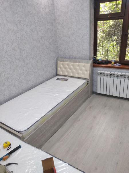 Kravat bir kishilik kassoy