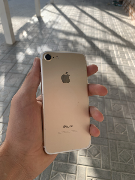 iPhone 7 c гарантией
