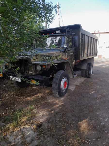 Ural samosval 375