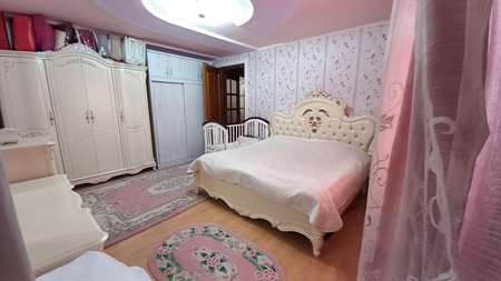 Beruniyda bankovkiy dom 3v2/1/4 g'ishtli