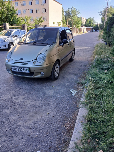 Matiz Benzinda yurgan moshina