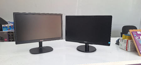 Monitorlar sotiladi