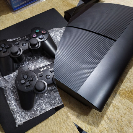 PlayStation 3 slim xolati ideal 10 oyin yoziligan tayor