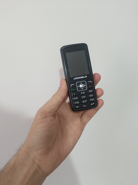 Uzmobile ATEL B5D CDMA +95 li tushadi Xolati Rasmdaka