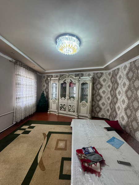 Квартира  в городе Алмалык
