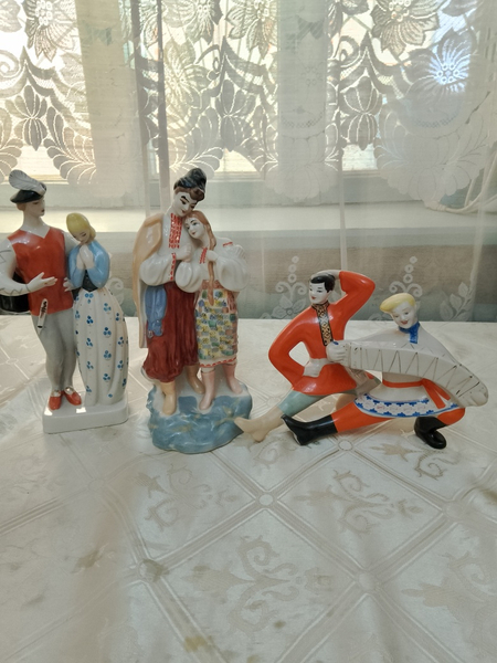 Продаются статуэтки фарфор