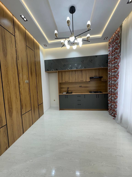 Продается Евро дом Ор-р: махалля Комолон 220м2