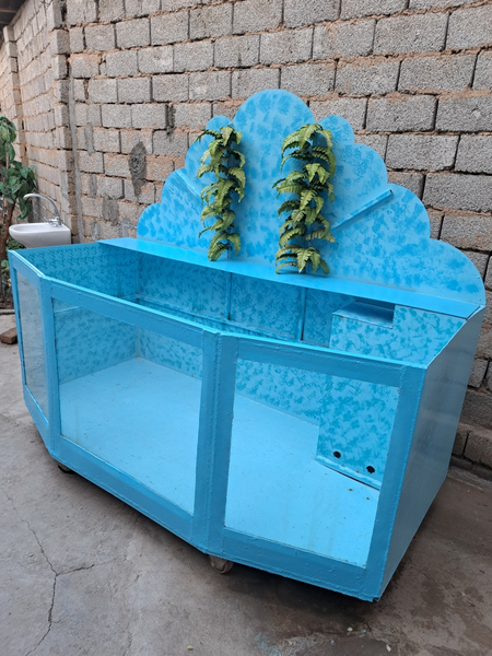 akvaryum 250 $ sotlad suv o'tqizmid  baqvat  yasalgan  g'ildreg bor