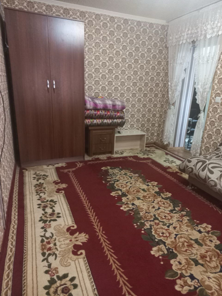 Продается квартира Мирзо Улугбек 2/3/3 30 кв.м