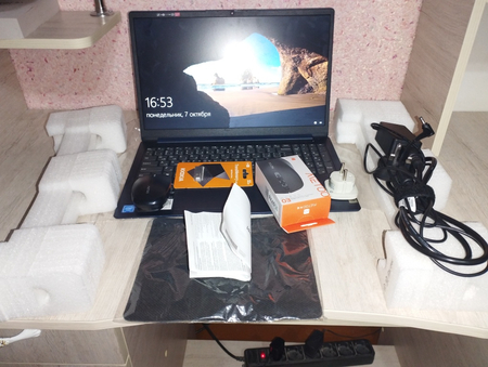 Noutbook Lenovo 8/256