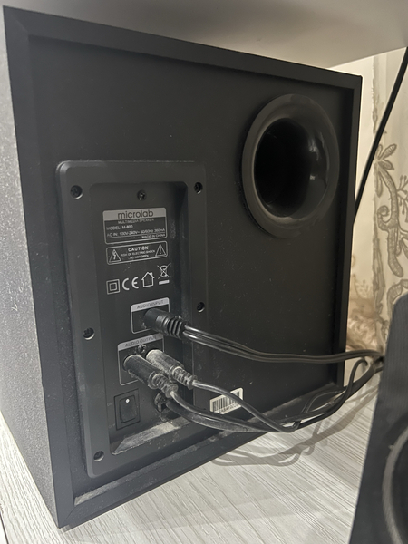 Продается Microlab M-800