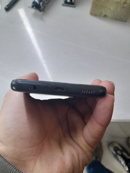 Samsung a02s sotiladi srochniy