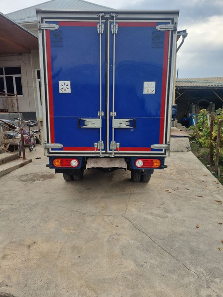 Hyundai porter sotiladi 2012 yil
