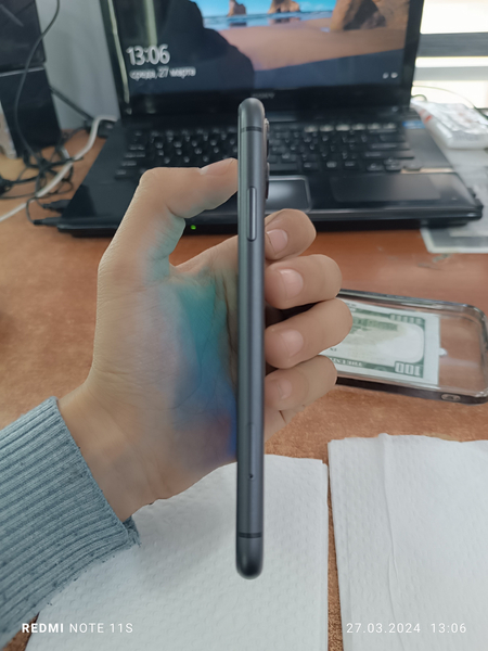 iPhone 11 ozi LLA