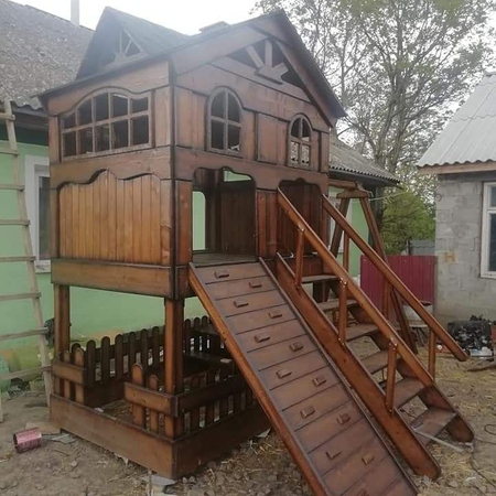 Детский дом, игровая площадка, песочница