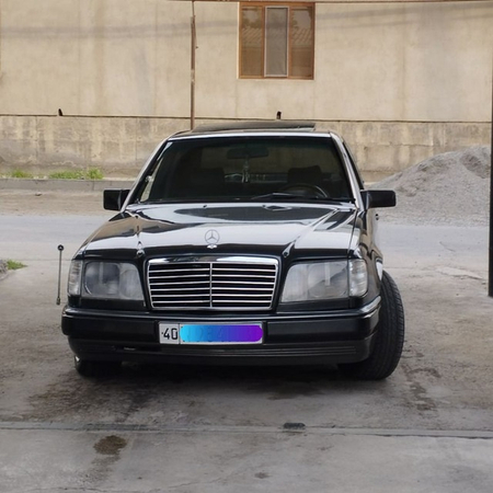 Mercedes-benz w124 E300