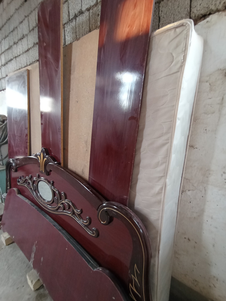 Mebel spalni 2 talik xolati oʻrta