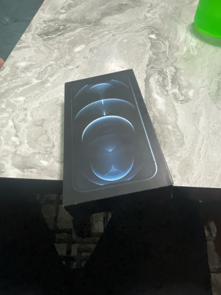 Iphone 12 pro max 256 tali naqt yoki abmenga