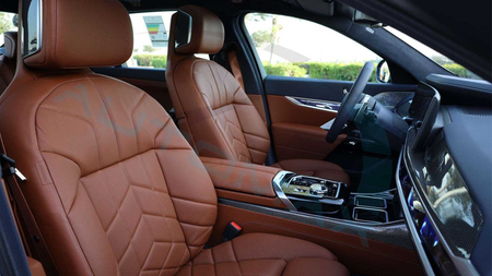 2024 BMW 760i xDrive