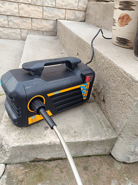 Mini karcher avtomobil moyka